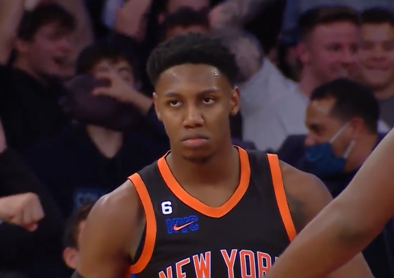 Knicks Miss Free Throws; Blow Game. Waste Monster Barrett Effort ...